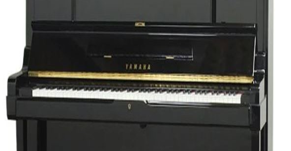 Upright Piano Yamaha YUX